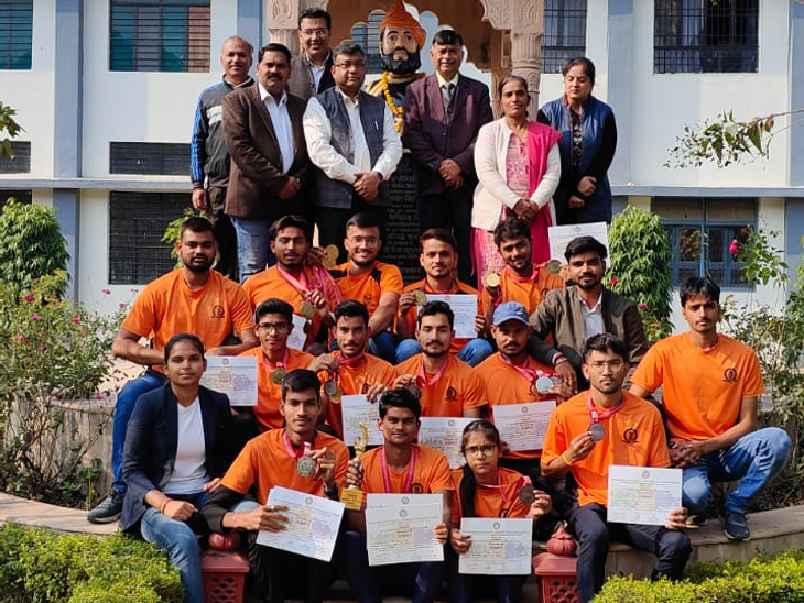 RBS students won in state level competition | स्टेट लेवल कंपीटिशन में ...