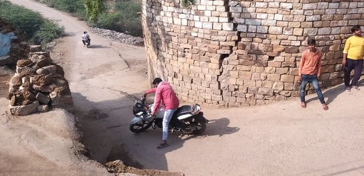 Cold road shrunk due to encroachment, bikers are slipping and falling ...