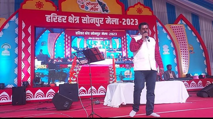 Singer Abhay enthralled the audience with his performance from the main ...