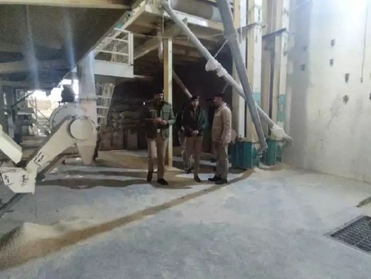 Factory owner shoots his worker in Tahliwal of Una | ऊना में फैक्ट्री ...