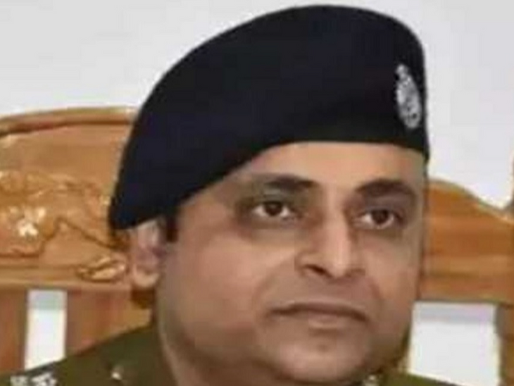 Suspended IPS Aditya Kumar interrogated for 5 hours | निलंबित IPS ...