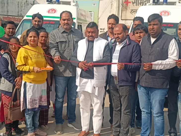 Hasanpur block got two new ambulances from the government | हसनपुर ...