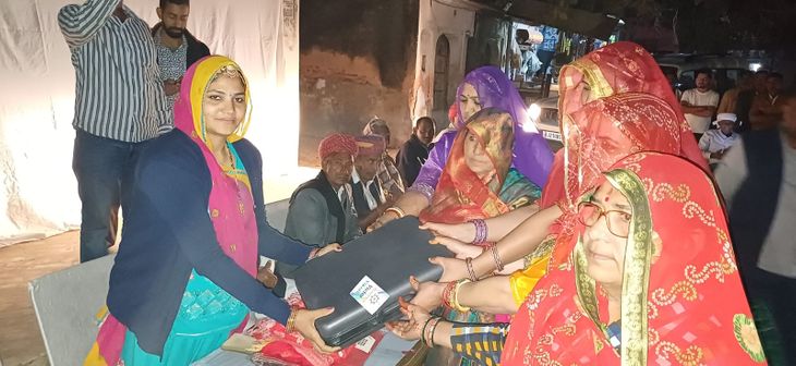 Villagers honored Pradhan Bhinchar in Jusri village of Makrana ...