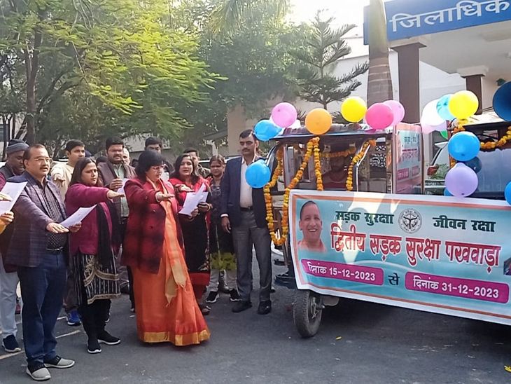 Minister of State flagged off road safety awareness vehicles ...