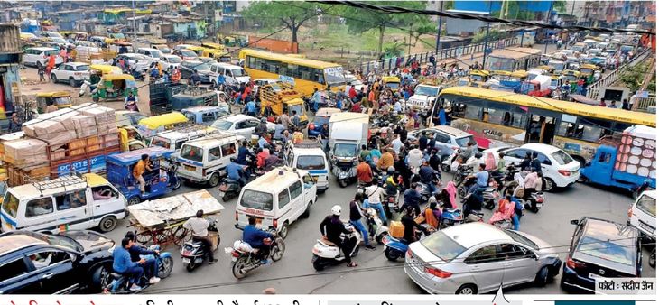 Width of roads increased, but signals removed from intersections, 3 ...