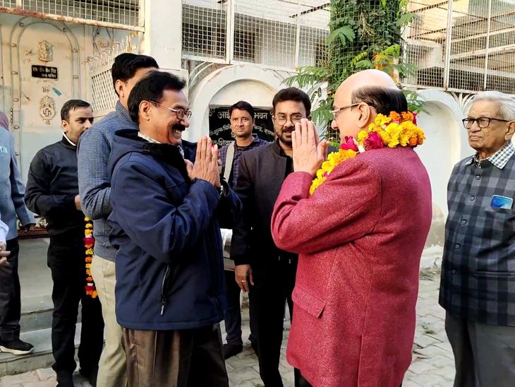 Dr. MM Paliwal becomes state president of IMA in Etawah