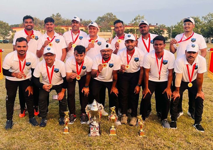 Cricket event: MCTE won the title | क्रिकेट स्पर्धा : एमसीटीई ने जीता ...
