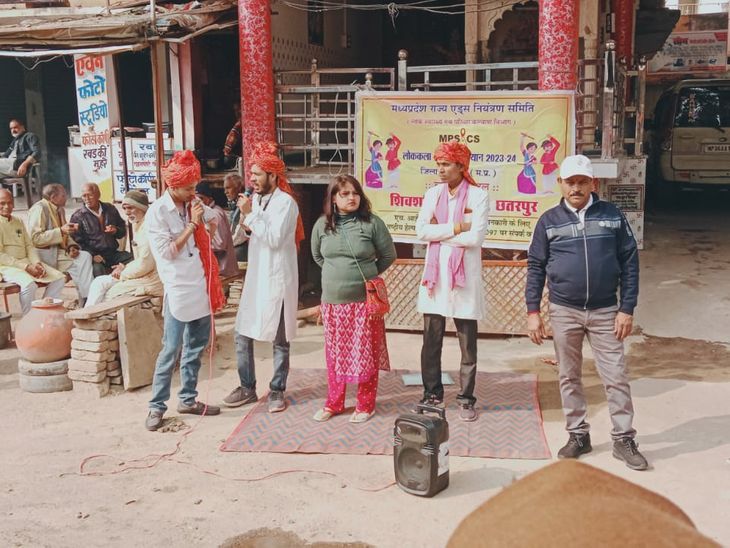 Street plays were organized at 20 places in Niwari. | एचआईवी एड्स ...
