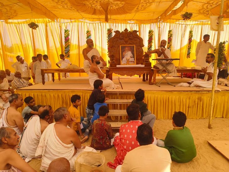 Jain community welcomed the saints, Acharya taught to follow the path ...