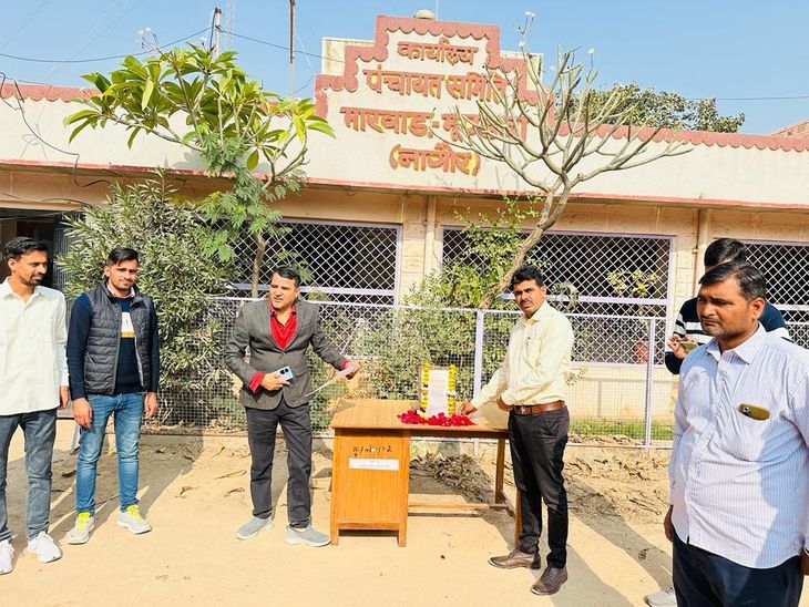 Birth anniversary of former Prime Minister celebrated in Mundwa ...