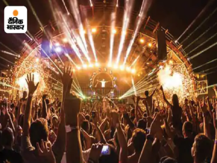 Raipur New Year 2024; Mayfair Lake Floating Boat DJ Party Fees Details ...