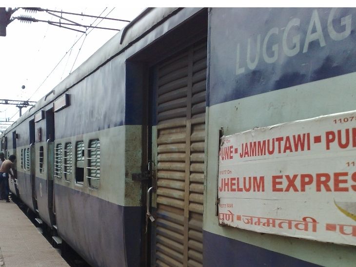 Jhelum Express to stop at Talbehat station from December 30