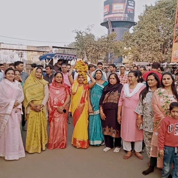 The journey of Akshat Kalash which came from Ayodhya took place ...