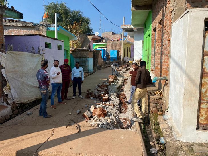 To improve the water supply system, a 6 inch line is being replaced by ...