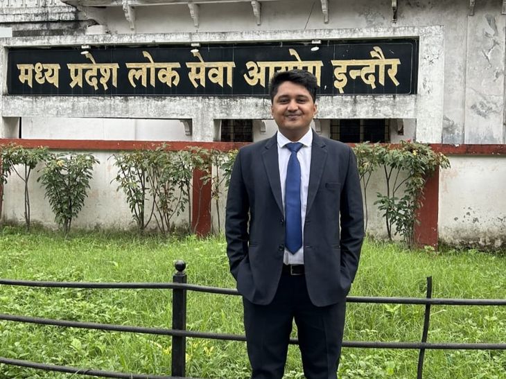 Miracle of Praveen Mukati of Manawar | मनावर के प्रवीण मुकाती का कमाल ...