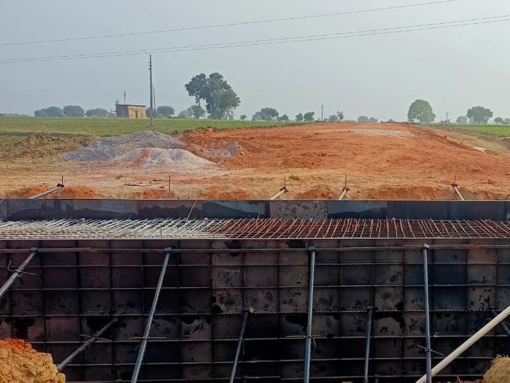 Construction work of Harpalpur bypass continues | हरपालपुर बाइपास का ...