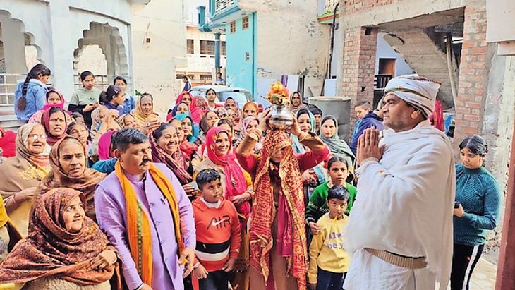 Kalash Yatra reached village Khatauli | कलश यात्रा पहुंची गांव खटौली ...