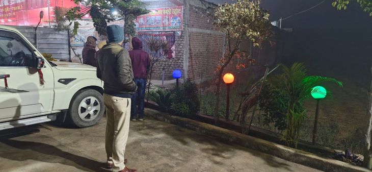 A minor was rescued, FIR registered against the hotel operator | एक ...