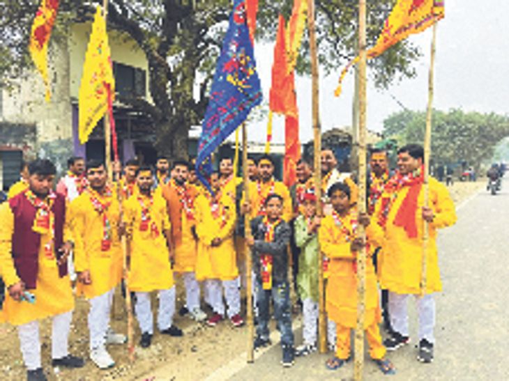 Baba Khatu Shyam devotees took out invitation yatra in Kagarol ...