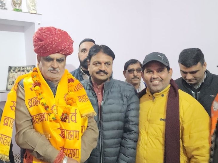 Welcome of Minister of State with Independent Charge Jhabar Singh ...