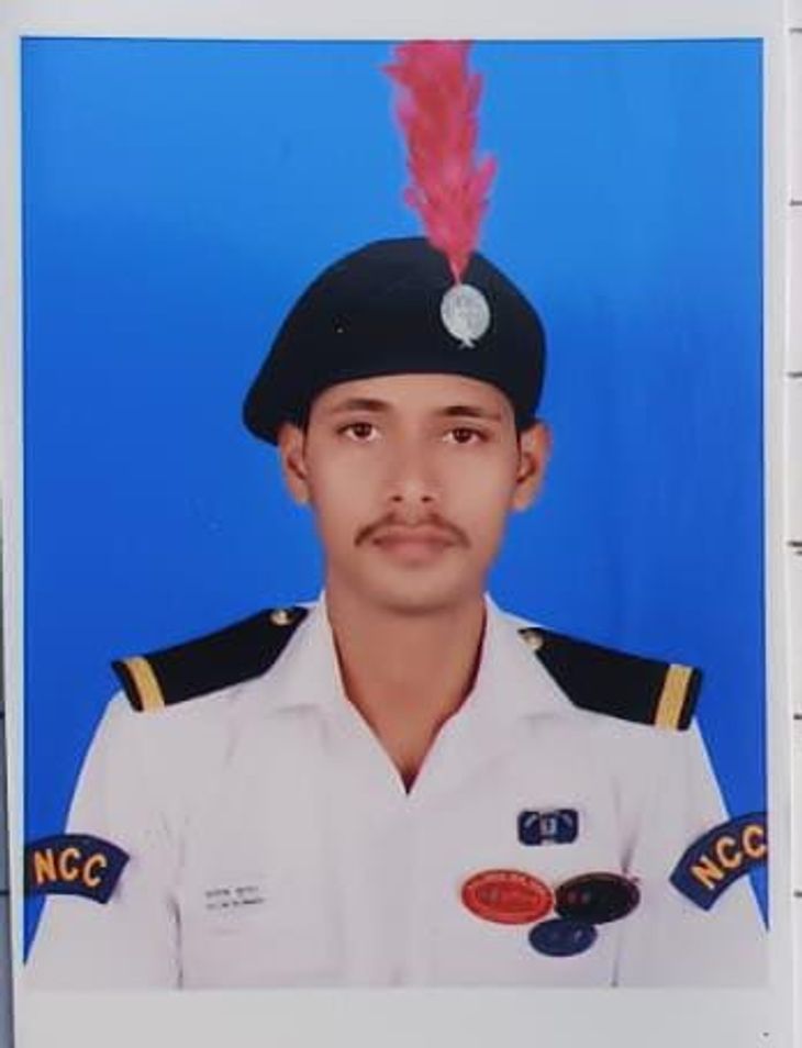 Alok became the best cadet of NCC Navy Wing | आलोक बना एनसीसी नेवी विंग का बेस्ट कैडेट - Hajipur ...