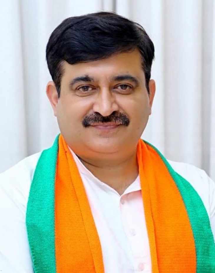 Asha becomes the first woman district president of BJP