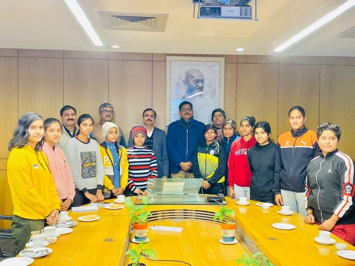 Four playgrounds will be built in Jewar Assembly | जेवर विधानसभा में ...