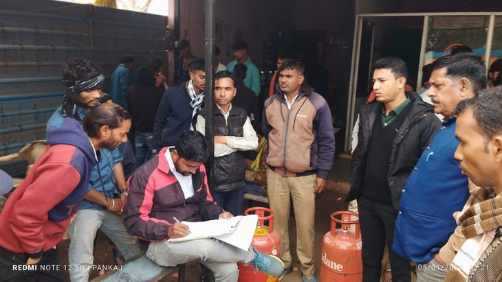 Domestic gas cylinders seized for commercial use in Khawasa area