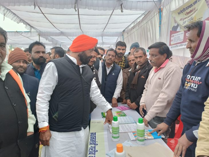 Program of Vikas Bharat Sankalp Yatra in Shamgarh | शामगढ़ में विकसित ...