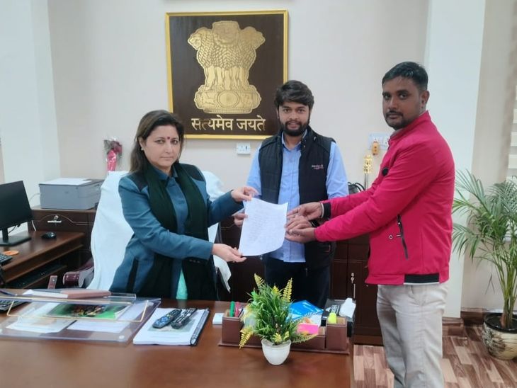 Demand for painting of Ganeshwar village of Neemkathana | नीमकाथाना के ...