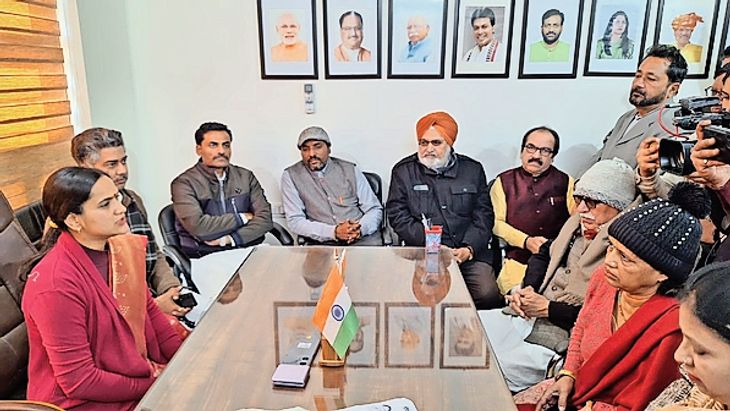 Newly appointed District President Nitasha took charge | नवनियुक्त ...