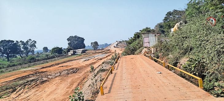 Construction of new Narmada Bridge will be completed before the rains ...