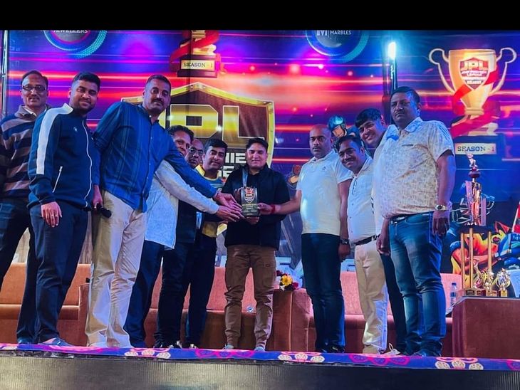 Jain Premier League organized | जैन प्रीमियर लीग का आयोजन: घूंघट ...