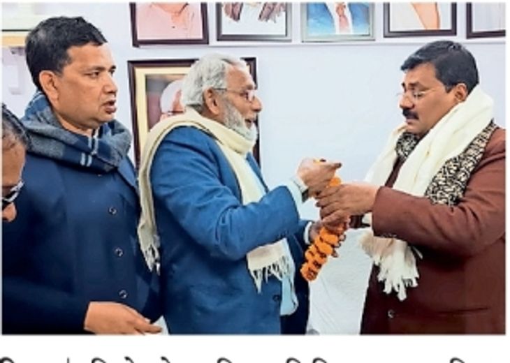 Shivhar's doctor Dr. Mehndi Hasan joins JDU | शिवहर के चिकित्सक डॉ ...