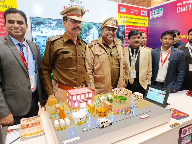 Working model of Dial 112 project attracted attention in 'Hackathon-1.0'