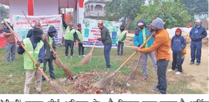 Cleanliness program conducted in the temple under Swachh Teerth Abhiyan ...
