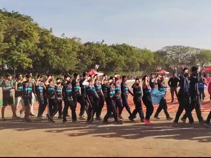 Khargone 36th National Junior Netball Competition begins. Players and ...