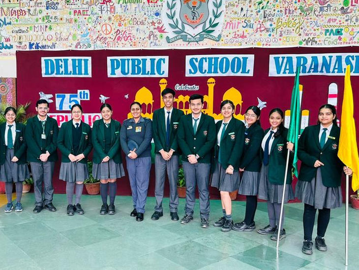 Thunderous applause in the parade of NCC cadets in DPS Principal of ...