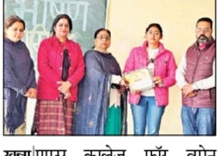 Shruti stood first, Nisha second in Vedic competition. | वैदिक ...