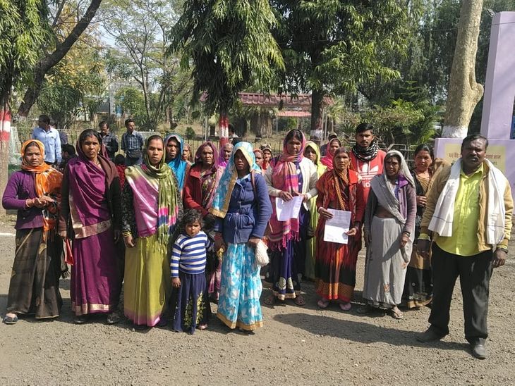 Villagers of village Nayapura Agariya of Sanchi district reached ...