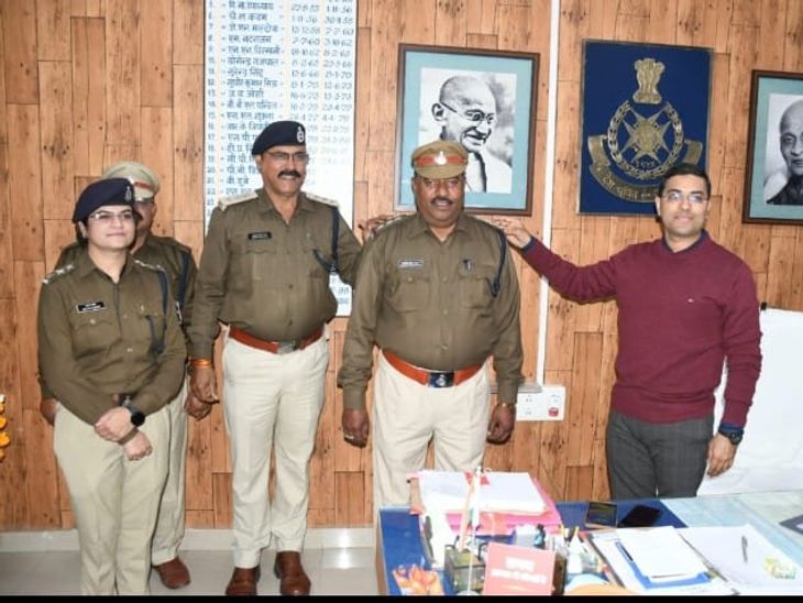 Promotion of 2 sub-inspectors of Vidisha | विदिशा के 2 उपनिरीक्षकों का ...