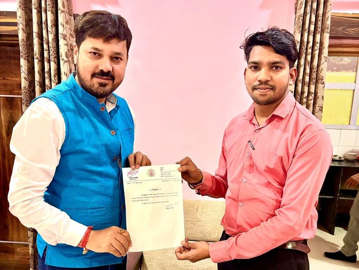 Anuj Sharma made Sumit Sen in-charge of MLA office | अनुज शर्मा ने ...