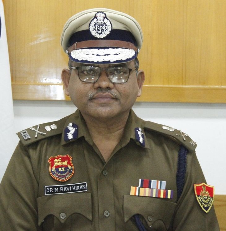 Newly appointed ADGP Dr. M. Ravi Kiran took charge | नवनियुक्त एडीजीपी ...