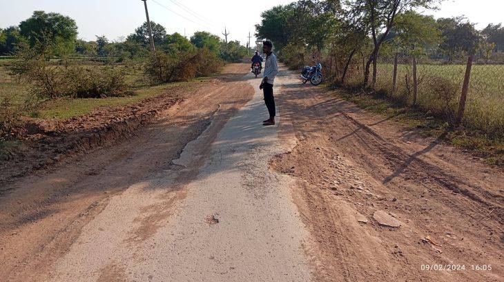 PM and CM Road Scheme: Despite demand, no approval has been given to ...