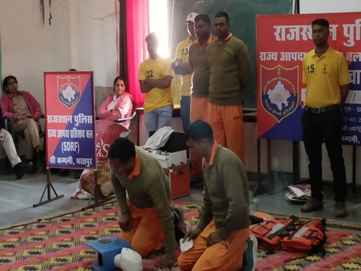 State disaster team did mock drill and demonstration. Information given ...