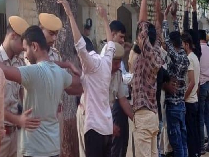 Police-administration search in Jaipur Central Jail