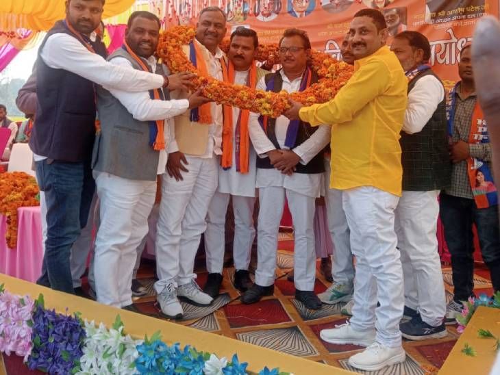 Apna Dal S busy in preparations for Lok Sabha elections.Ayodhya. Apna ...