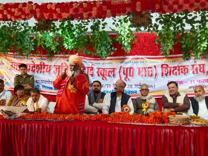 MP Sakshi-Maharaj challenges SP candidate Annu Tandon