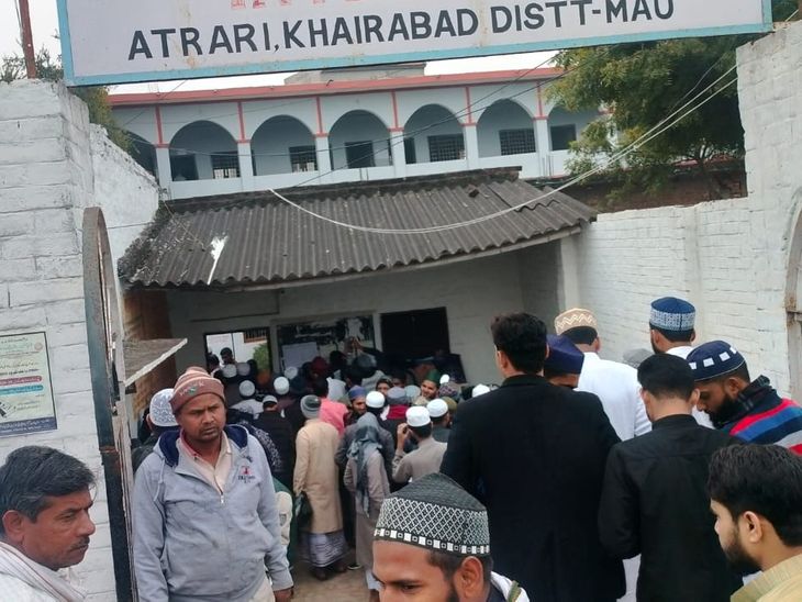 Madrasa Board examination is being completed in Muhammadabad Gohna ...