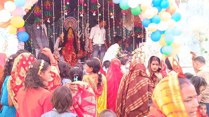 Saraswati Puja completed with devotion in Salkhua